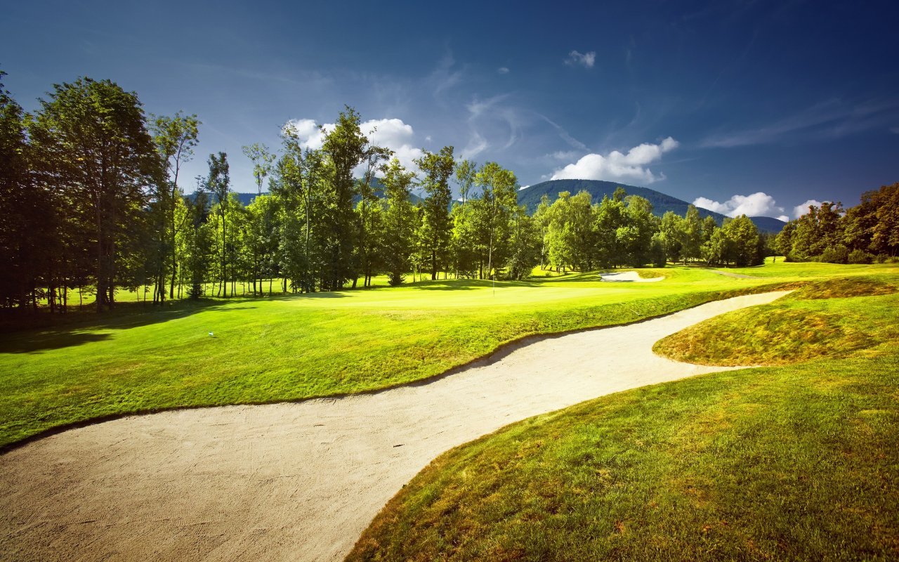 Navštivte luxusní beskydský golfový resort Prosper Golf Čeladná ...