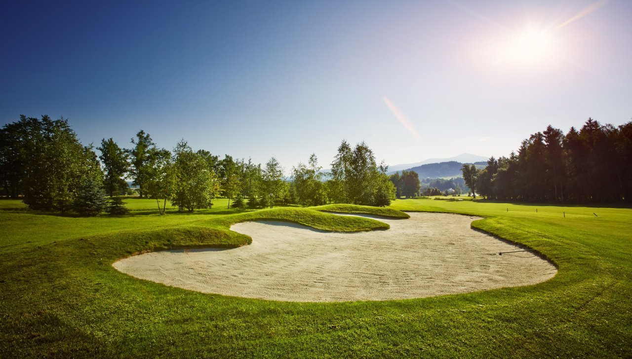 Navštivte luxusní beskydský golfový resort Prosper Golf Čeladná ...